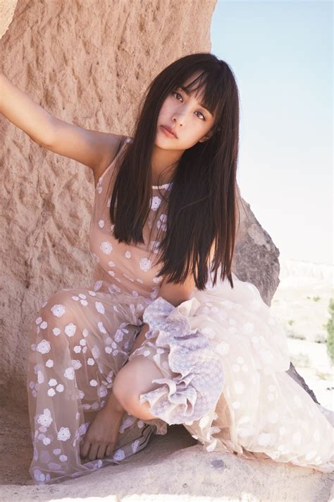 楽天ブックス Mizuki 山本美月ファースト写真集 山本美月 9784800284136 本