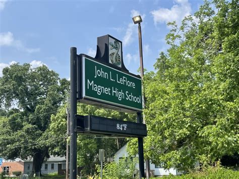 New Usa Health Clinic Opens At Leflore High School