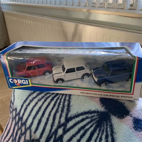 Corgi Mini The Italian Job Special Edition 3 Piece Set 94171 £2499