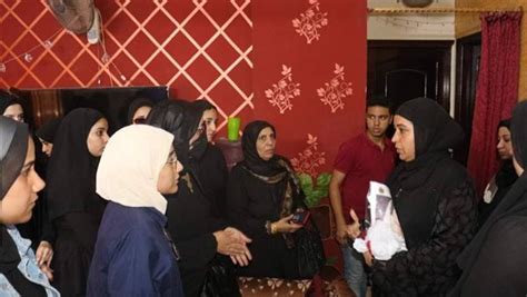 وفد من أساتذة وطلاب آداب المنصورة يقدمون العزاء لأسرة نيرة أشرف صور