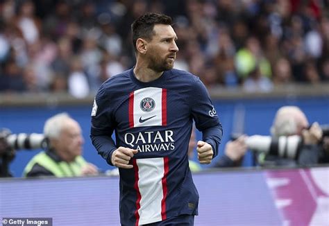 Lionel Messi Suspended For Two Weeks By Psg Izzso News Travels Fast