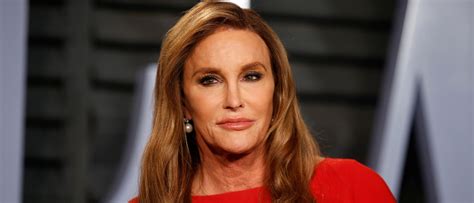 Caitlyn Jenner Rescinds Support For Trump Over Gender Identity Policy