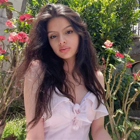 Melanny Alejandra Melannyalejandra On Threads