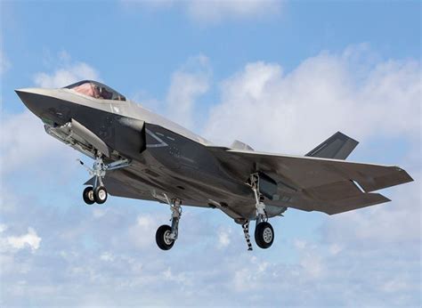 F 35b匿蹤戰機殘骸找到了！美軍一度發文請民眾「找飛機」 Yahoo奇摩汽車機車