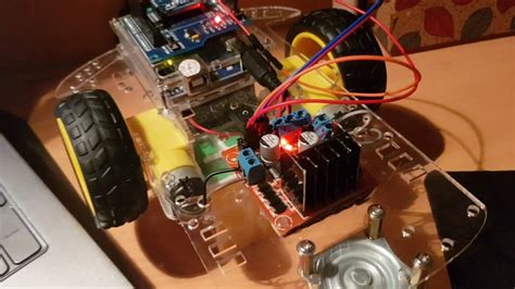 Điều khiển xe từ xa dùng Xbee và Arduino car control via Xbee YouTube