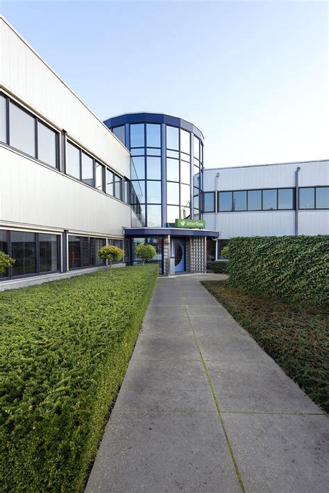 Contact Interflow