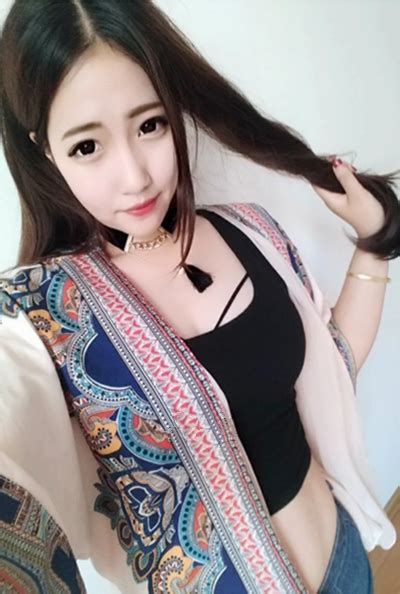如果愛，請深愛~如果每天都是快樂的，該多好 Mychat 數位男女網友自拍