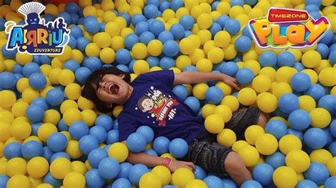 Bermain Seru Di Playground Timezone Play Youtube