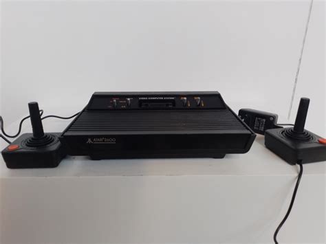 Atari 2600 Spelcomputer Kringwinkel