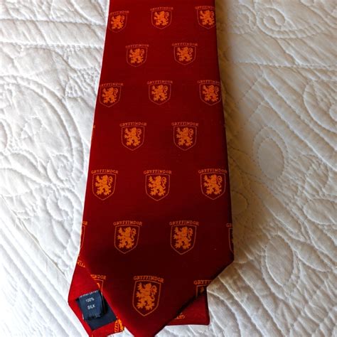 Harry Potter Gryffindor Tie Gem