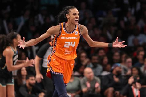 Wnba Playoff Predictions Bracket Picks And 2024 Finals Champion