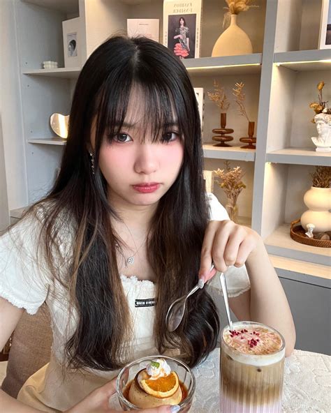 白桃烏龍🍑 好好道別過去 老天會獎勵你一個新的開始・∀ 👗：broccoli22 Instagram