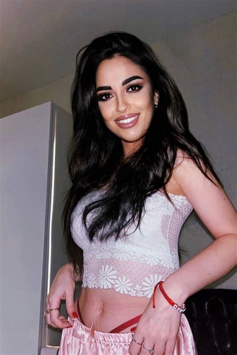 Gorgeous Karina 26 Yo From Odessa With Dark Brown Hair Id 963808