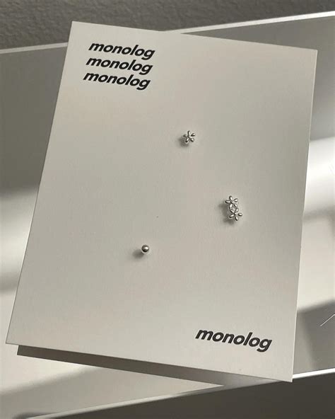 모노로그 모노로그 미니 꽃 데일리 실버 피어싱 세트 P085 위시버킷