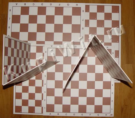 Поле для шашек и шахмат двустороннее 64 и 100 клеток Grossboard
