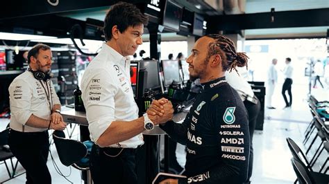 不意を突かれたトト ウォルフ メルセデスf1はハミルトンのフェラーリ移籍をこう知った Auto Bild Japan Web（アウトビルト