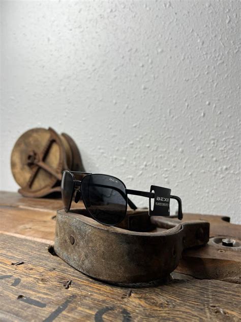 Bex Welvis Sunglasses