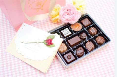 チョコの渡し方で決まる！今年のバレンタインこそ彼氏をゲット！｜marble マーブル マーブル
