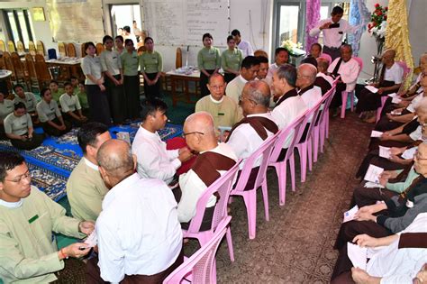 ပျဉ်းမနားမြို့နယ်၌ ၅၂ ကြိမ်မြောက် မြို့နယ်မဟာဘုံကထိန် သင်္ကန်းဆက်ကပ်လှူဒါန်းပွဲ ကျင်းပ