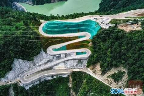 一线探访｜石棉x066王岗坪至王岗坪景区段灾后重建工程项目完成路基建设四川在线