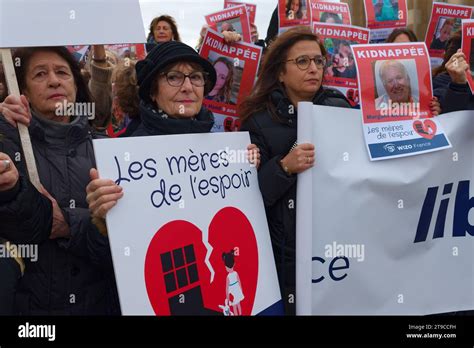 Rassemblement à l appel de WIZO France pour la libération de tous les