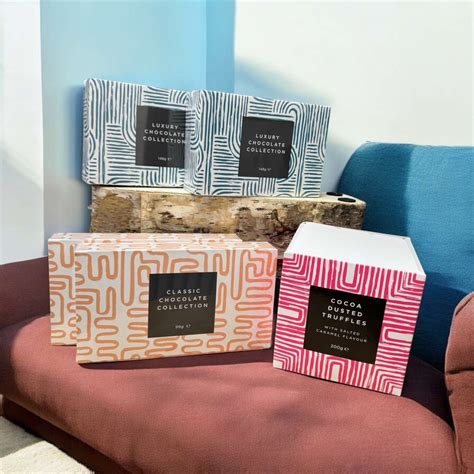 Cocoa Dusted Truffles Lilylous Of Ambleside Florist Weddings Buy Online