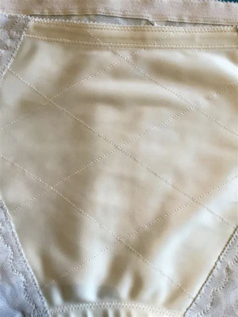 Vintage Playtex Open Bottom Girdle With Four Suspenders 34 36w £1850