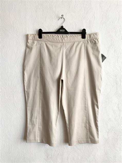 Бавовняні вкорочені брюки — ціна 260 грн у каталозі Брюки Купити жіночі речі за доступною ціною