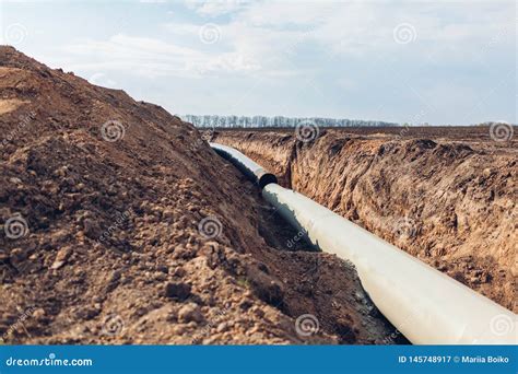 Gaseoducto Industrial Colocaci N De Los Nuevos Tubos En Metro Del Campo
