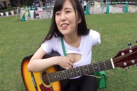 Ergv 058 爆乳シンガーソングライターma Ya 元カレとのハメ撮り流出。超重量級おっぱいをいろんな角度から嘗め回すようにじっくり観察