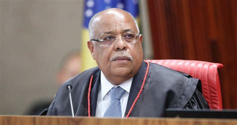 TSE pede explicação de gasto do PL para relatório contra urnas