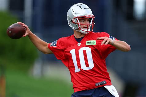 Nfl New England Patriots Year In Review