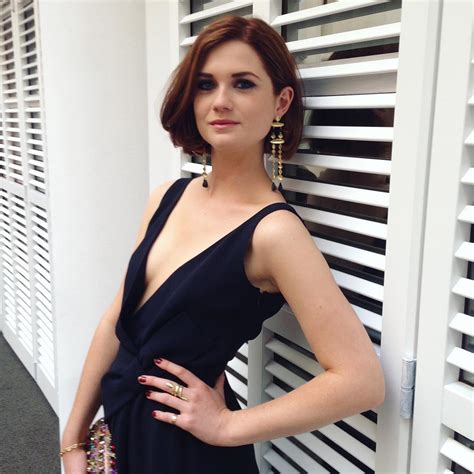 Bonnie Wright Hot And Spicy Photoshoot In Short Clothes