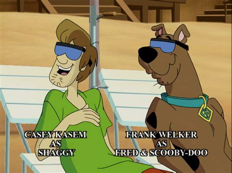 Whats New Scooby Doo She Sees A Sea Monster By The Sea