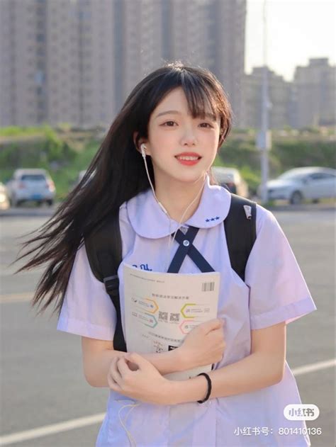 ปักพินโดย Mo Chip Hay ใน สาวเกาหลีน่ารัก สาวเกาหลีน่ารัก ศิลปิน