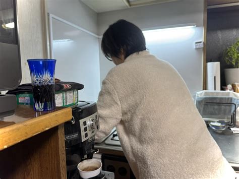 秋山和彦 本来なら今頃東京🗼で 🍸🍾 実は女房が流行り病にかかり東京行きを断念 😫 Facebook