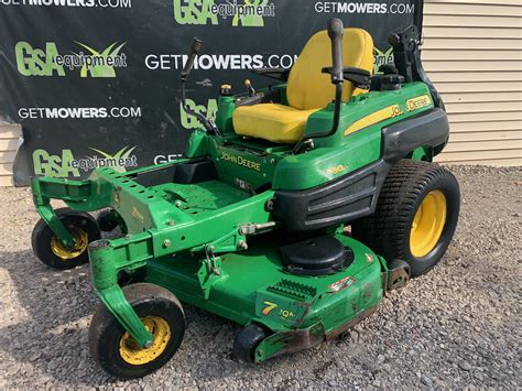 60IN JOHN DEERE 757 COMMERCIAL ZERO TURN MOWER WITH 25HP 45 OFF
