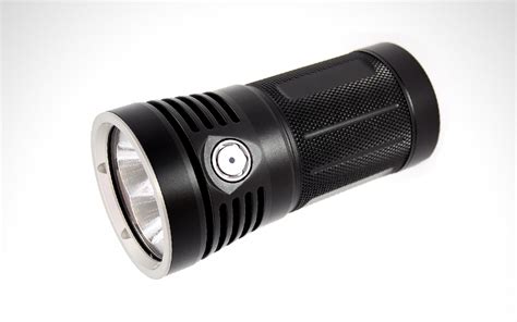 The Brightest Flashlights Of Everyday Carry