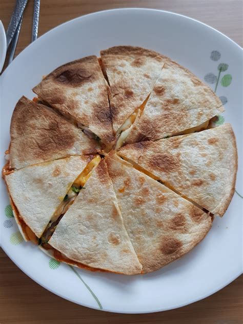 버섯 베이컨 케사디아