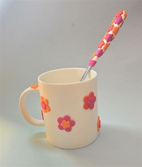 CUCHARA Y TAZA DECORADA CON PORCELA FRIA PASTA MASA RESINA LAVABLE