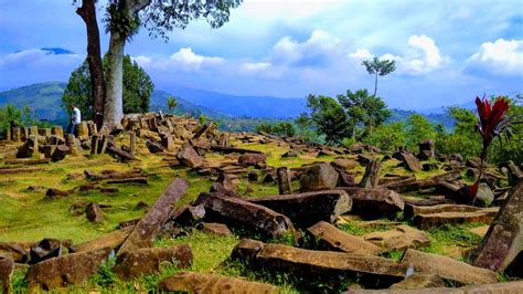 SITUS GUNUNG PADANG Tiket Masuk Dan Pesona Juli 2025