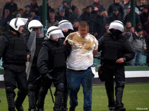 Galeria Piast Nowa Ruda Polonia Świdnica 2019 11 02 Kibice net