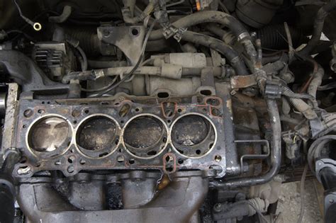 How to Spot a Head Gasket Leak - Gil's Garage Inc