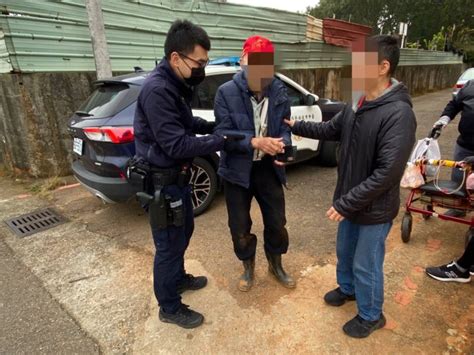八旬翁出門晨運迷航3小時 誤把員警當運匠，下車還問多少錢