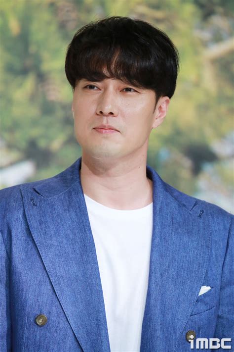 포토 숲 속의 작은 집 소지섭 소간지의 매력 넘치는 눈빛