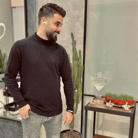 Farshad Farshad Asadi • Threads Say More