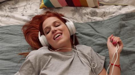 College Student Dorm Room Videos And Hd Footage Getty Images