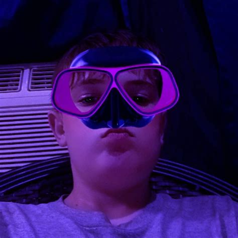 No3hlazy 🫡 No3hlazy Snapchat Stories Spotlight And Lenses