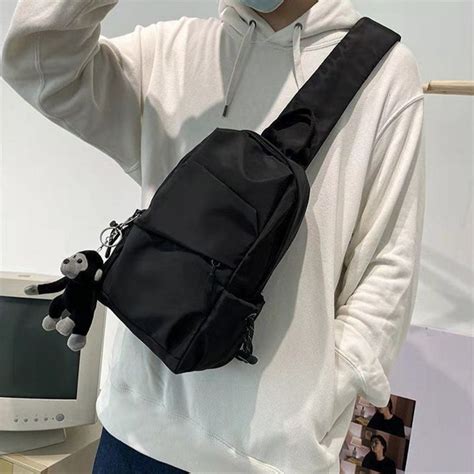 미니크로스백 슬링백 크로스백 남여공용 메신저 가방당일발송 에이블리