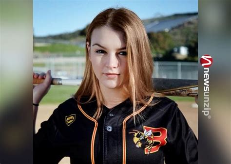 Who Is Dixie Lewis Wiki Bio And Facts About Tabitha Sorens Daughter